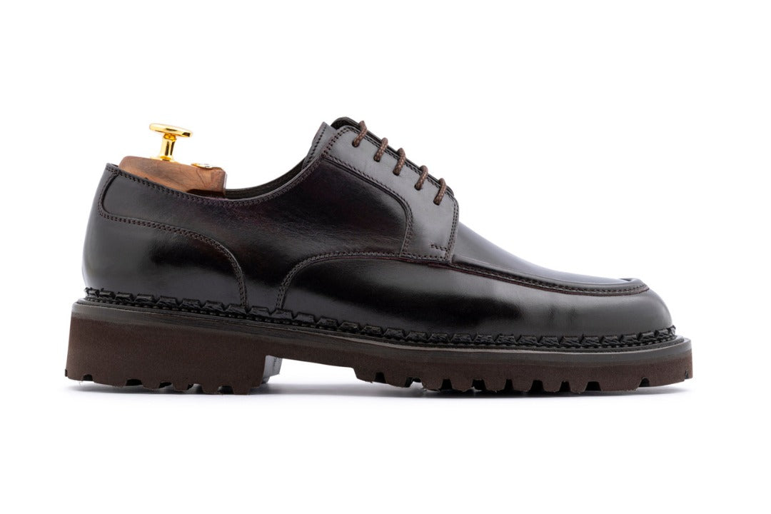 Lace-up with lug sole – Harris Shoes 1913
